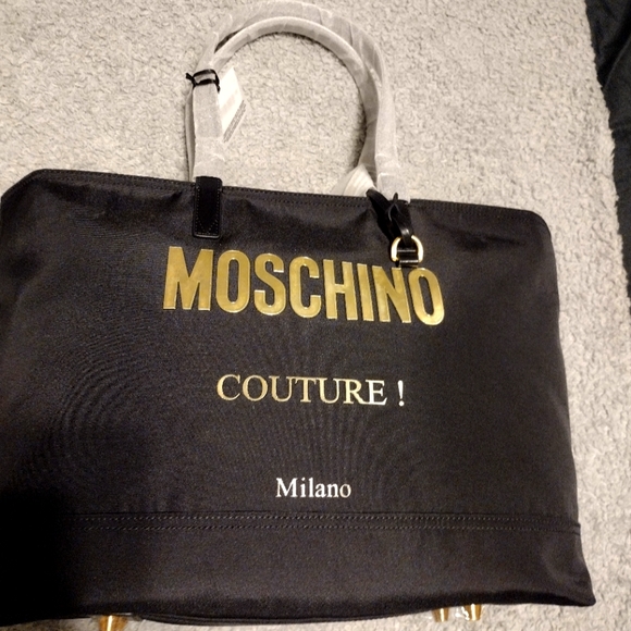 Bags | Moschino Tote Bag Comes With Dustbag And Authentications | Poshmark